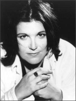 Kristen Hall | A découvrir sur 2KMUSIC.COM